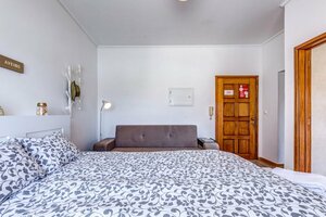 Home Sweet Home Aveiro Apartments (Aveiro, Rua Pintora Vieira da Silva, 16), otel  Aveiro'dan