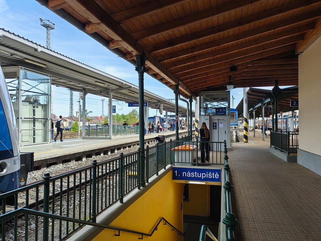 Tren istasyonu Opava východ, Opava, foto