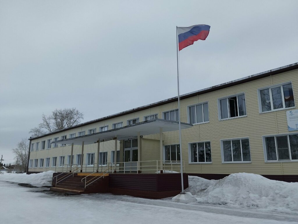 Ortaokul Novotroitskaya srednyaya obshcheobrazovatelnaya shkola, Omskaya oblastı, foto