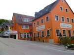 Hotel Wilder Mann Ristorante Pizzeria Lo Scoglio (Alter Ansbacher Berg No:2, Feuchtwangen), otel  Bavyera'dan