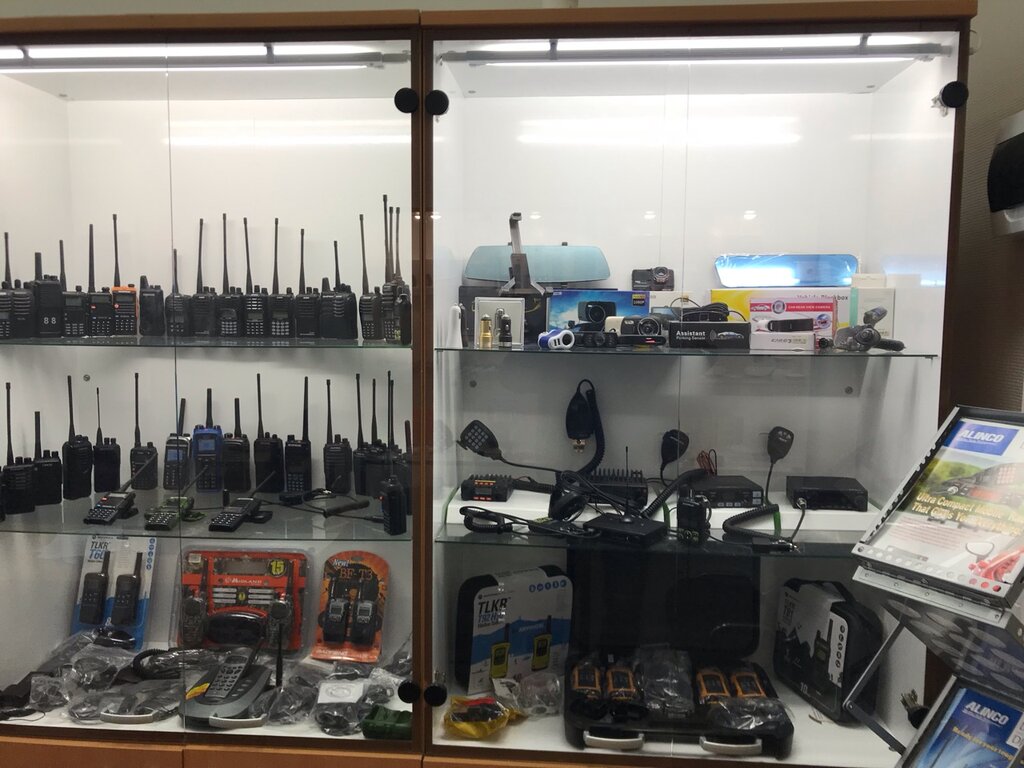 Telsiz cihazlar Hit Telecom, Moskova, foto