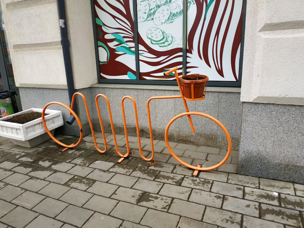 Bisiklet park yerleri Велопарковка, Yekaterinburg, foto