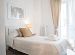 Interno2 Bari Centrale (Puglia, Bari, Via Petroni Giulio, 4), otel  Puglia'dan