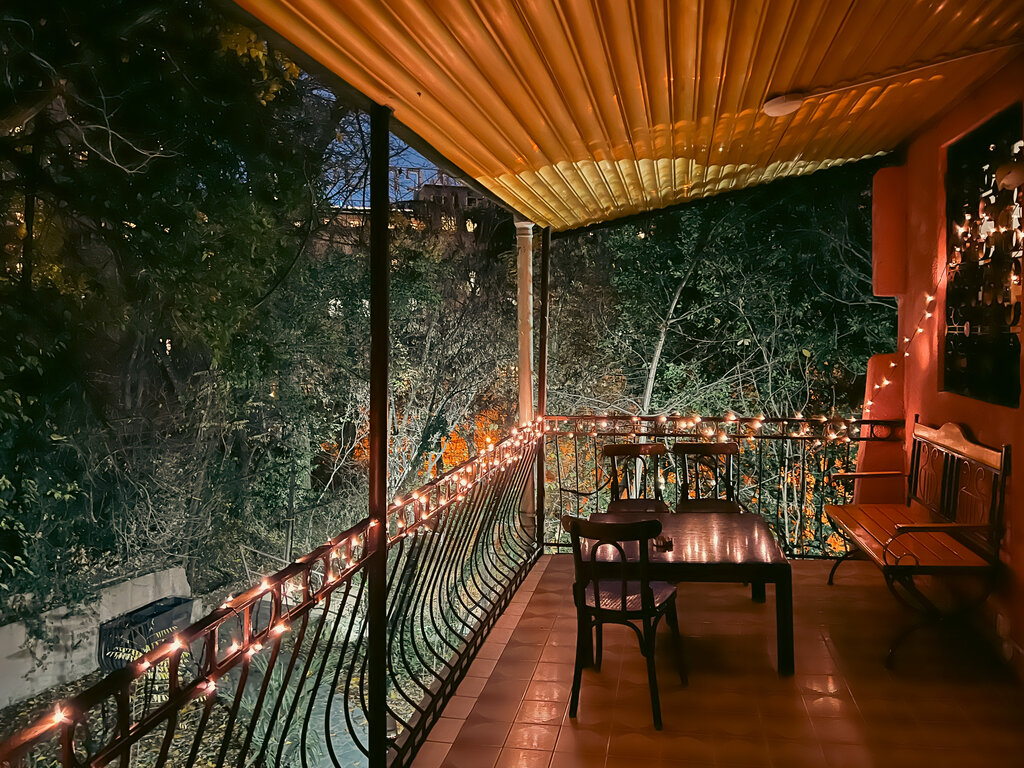 Paylaşımlı ofis Mshvidoba, Tiflis, foto