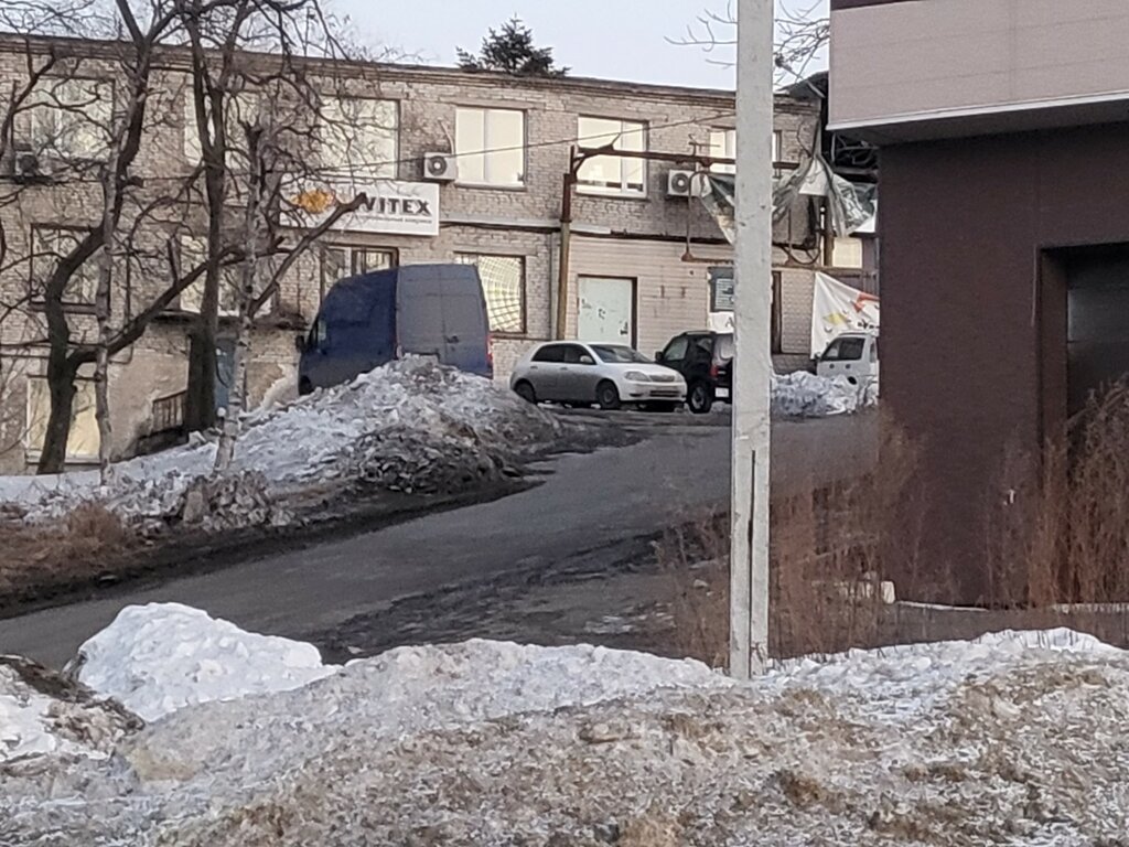 Kapılar Tsentr metallicheskikh konstruktsy, Vladivostok, foto