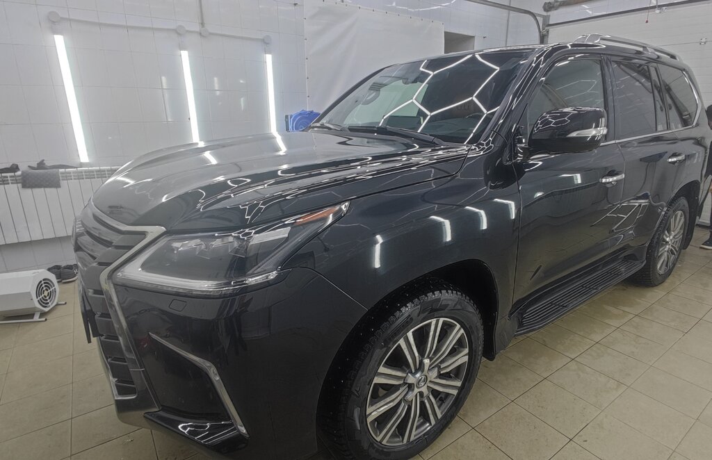 Detaylı oto bakımı Solid Black, Krasnoznamensk, foto