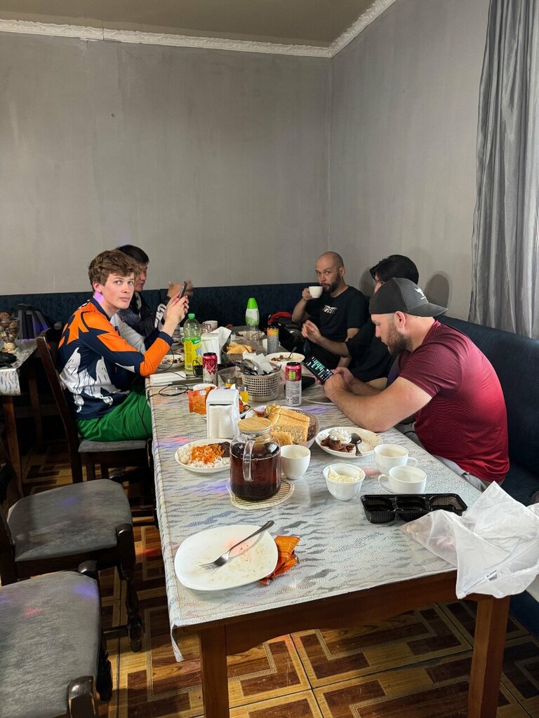 Oto lastik tamiri Baas-Tore, Temirtav, foto
