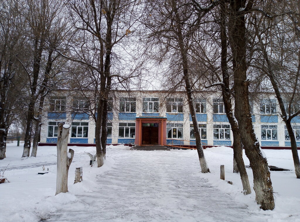 Ortaokul Shkola № 3 Mou, Samarskaya oblastı, foto