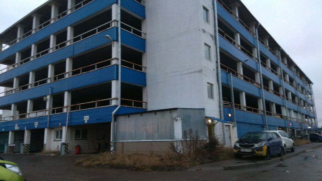 Otoparklar Narodny garazh, Moskova, foto