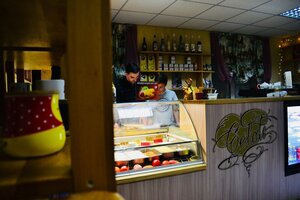 illy (ulitsa Sergeya Lazo No:18А, Bender), kahve dükkanları  Bender'den