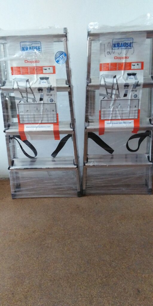 Merdiven ve korkuluklar Krause 74, Çeliabinsk, foto