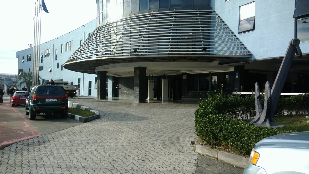 Deniz ve nehir iskeleleri Batum Deniz Limanı, Batum, foto