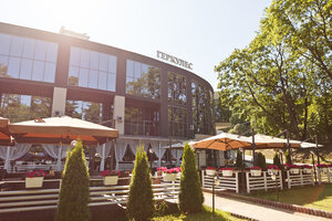 Hercules (Mira Avenue No:105), restoran  Kaliningrad'dan