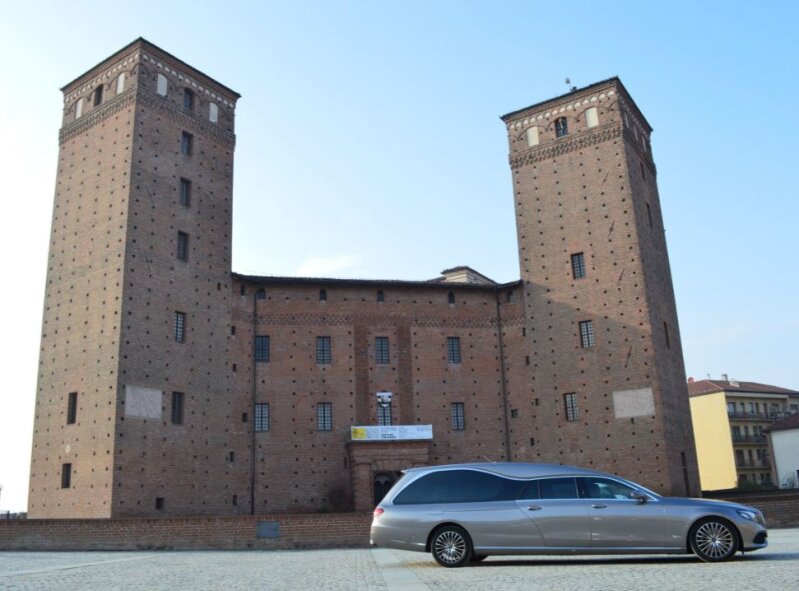 Cenaze hizmetleri Onoranze Funebri La Cattolica, Piyemonte, foto