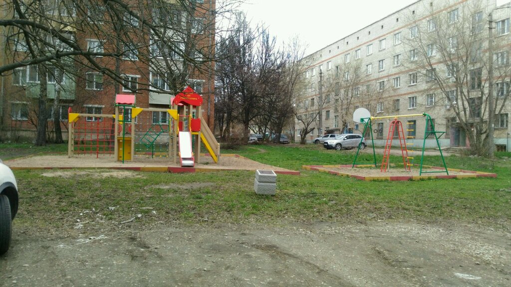 Oyun alanı Playground, Tula, foto