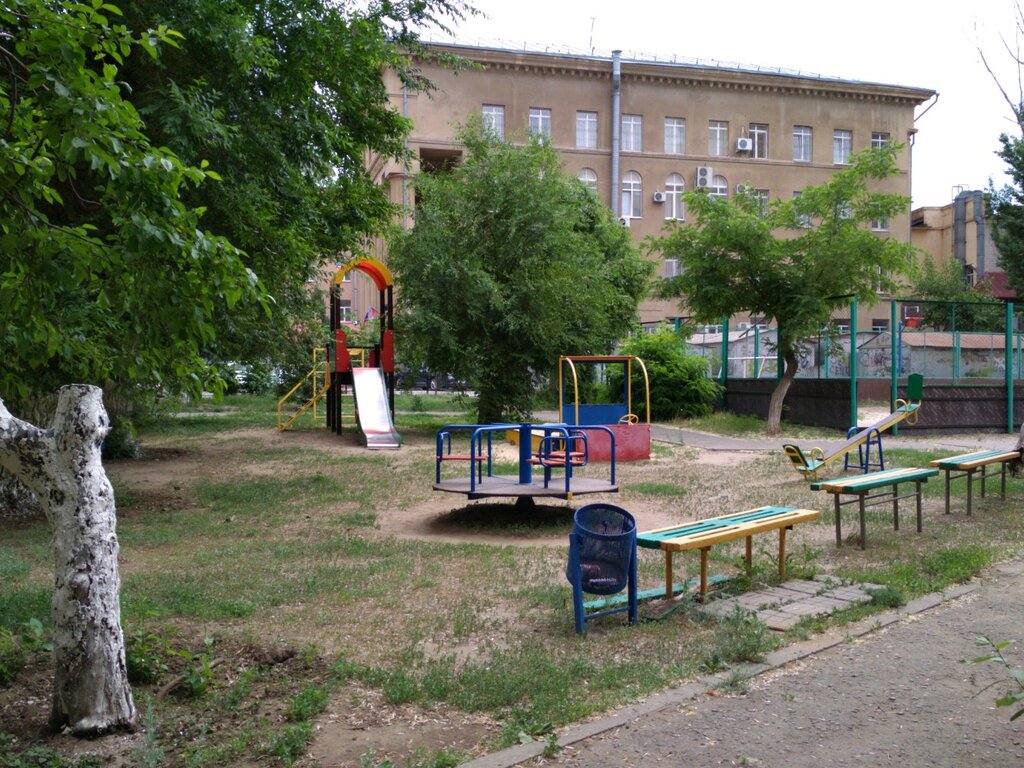 Oyun alanı Playground, Volgograd, foto