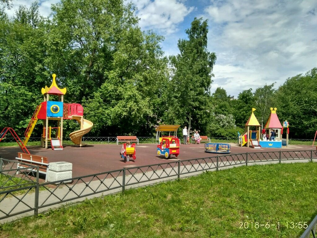 Oyun alanı Playground, Saint‑Petersburg, foto