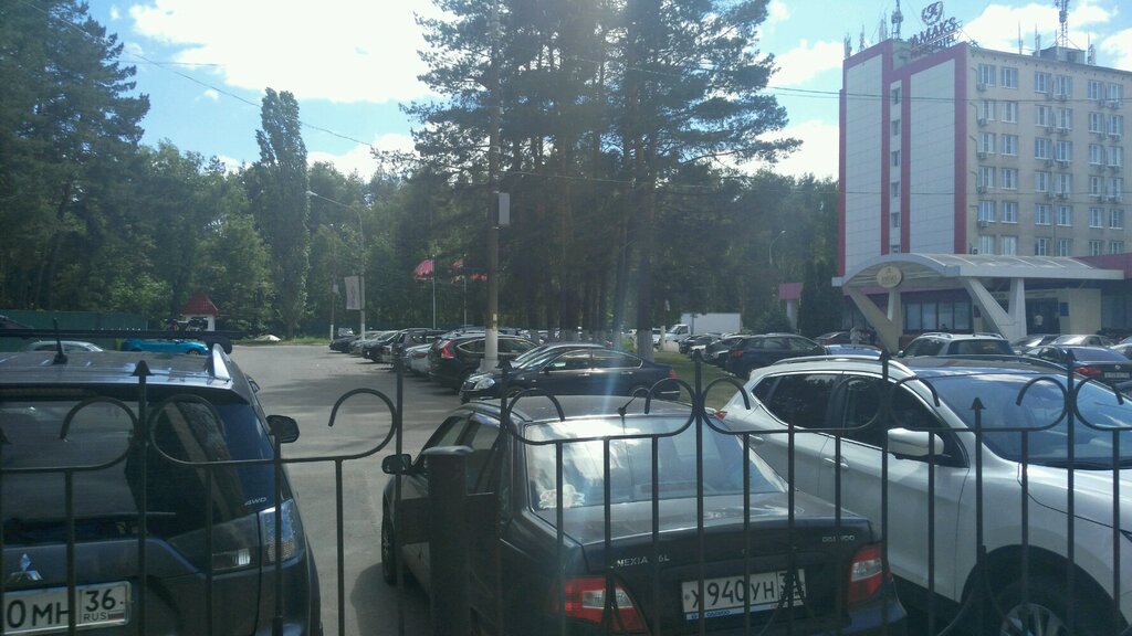 Otoparklar Parking lot, Voronej, foto