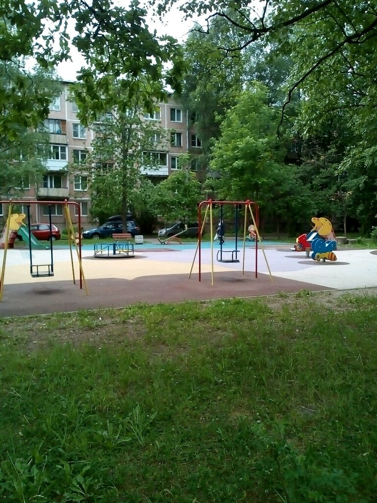 Oyun alanı Playground, Saint‑Petersburg, foto