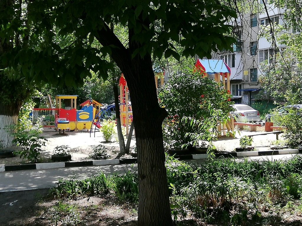 Oyun alanı Playground, Saratov, foto
