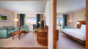 Hilton Garden Inn Ras Al Khaimah (99, Bin Daher Street, Suhaim, Sector 3, Ras Al Khaimah), otel  Resül‑Hayme'den