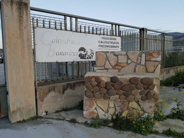 i̇nşaat malzemeleri toptan Calcestruzzi Bonavires, Sicilya, foto