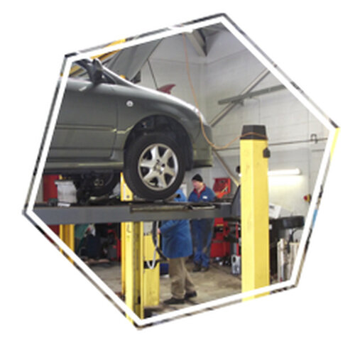 Otomobil servisi Howatson & Partington Motor Services, Wrexham, foto