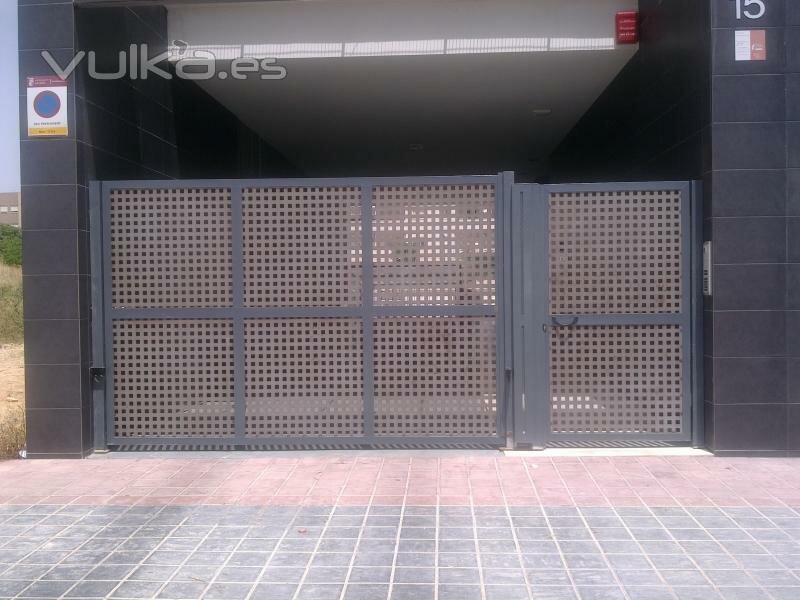 Çerçeve ve çadır yapıları Monmatic Automatismos - Puertas Automáticas EN Valencia, Valensiya, foto