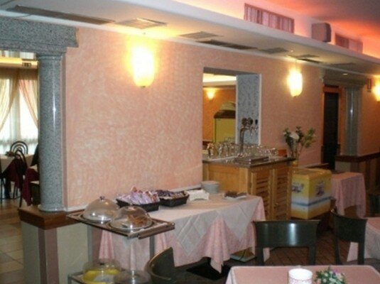 Otel Albergo Ristorante Delfino, Novara, foto