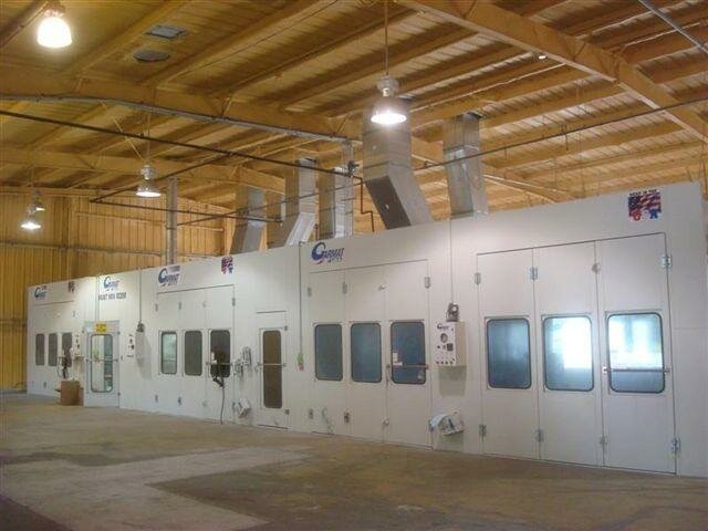 Oto kaporta Bohn Zone Collision Center, Louisiana Eyaleti, foto