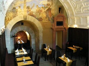 Würzburger Ratskeller (Langgasse No:1, Würzburg), bar  Wurzburg'dan