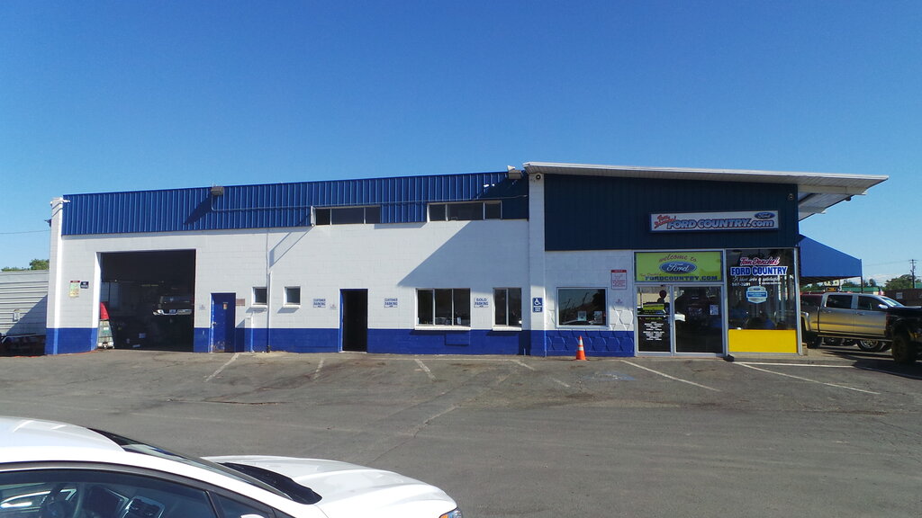 Kamyon ve ağır vasıta satış ve servis firmaları Tom Denchel Ford Country of Hermiston, Hermiston, foto