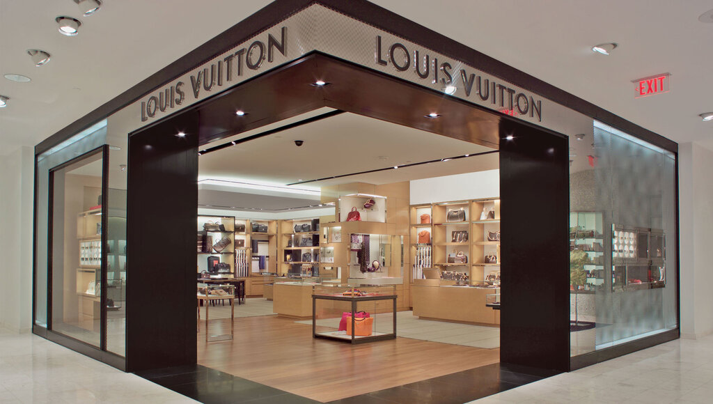 Giyim mağazası Louis Vuitton, Plano, foto