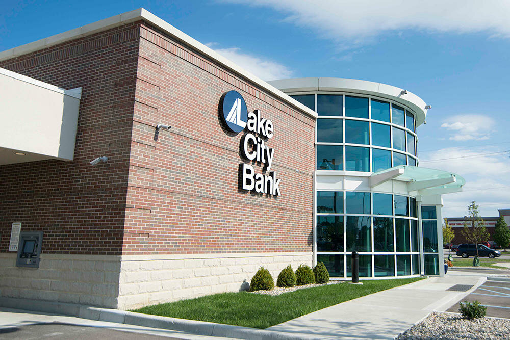 ATM'ler Lake City Bank, İndiana Eyaleti, foto