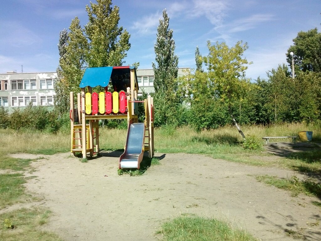 Oyun alanı Playground, Omsk, foto