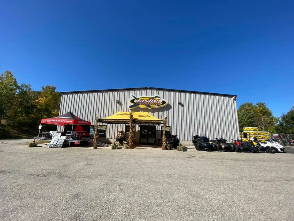 Arazi taşıtları, su araçları, kar araçları DaSilva Motorsports - Moultonborough, New Hampshire Eyaleti, foto