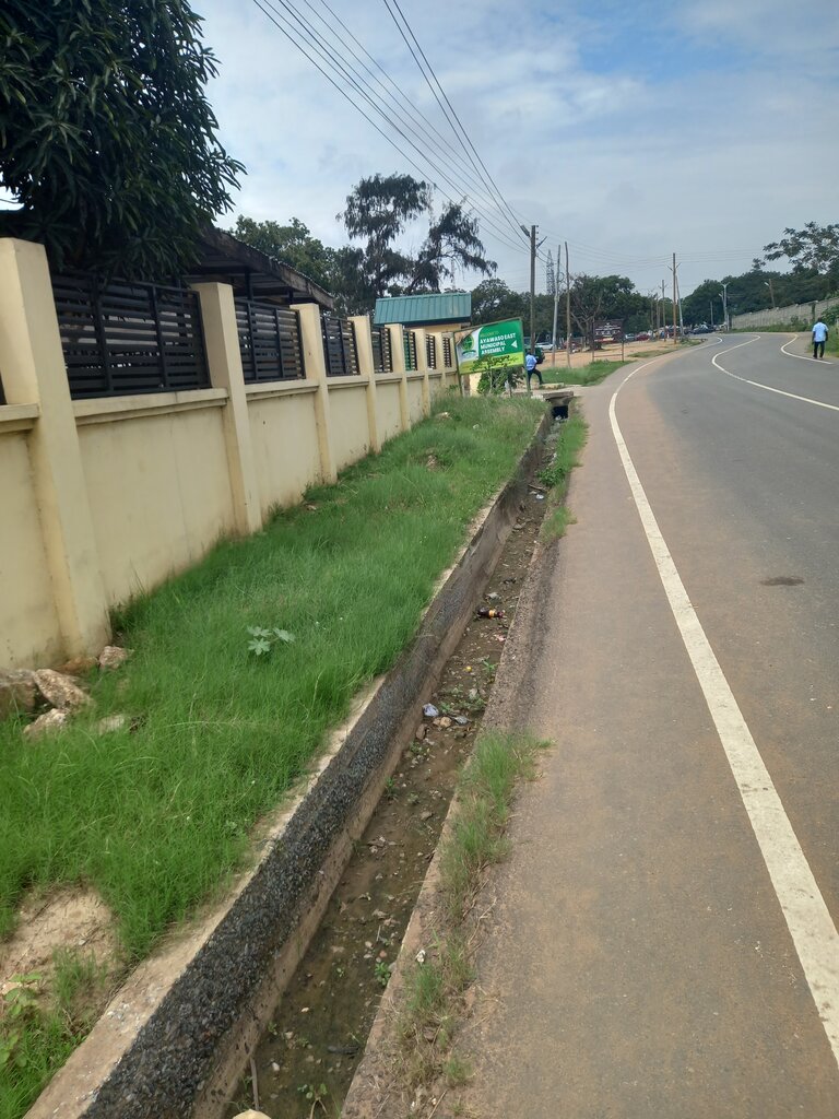 Restoran Ayawaso East Sub Metro, Akra, foto