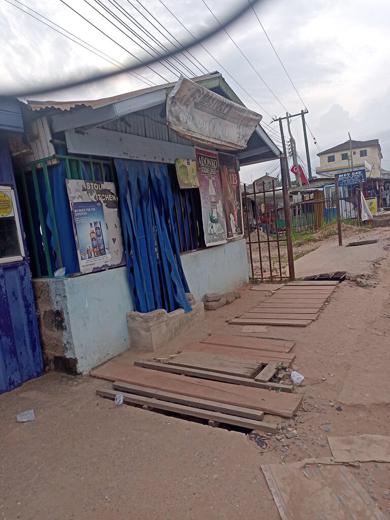 Bar Bastoly's kitcjen &Pub, Dünya, foto