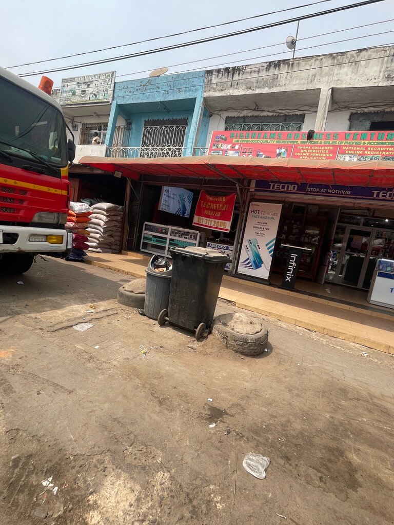 Cep telefonu ve aksesuarları satış mağazaları Tecno Shop, Akra, foto