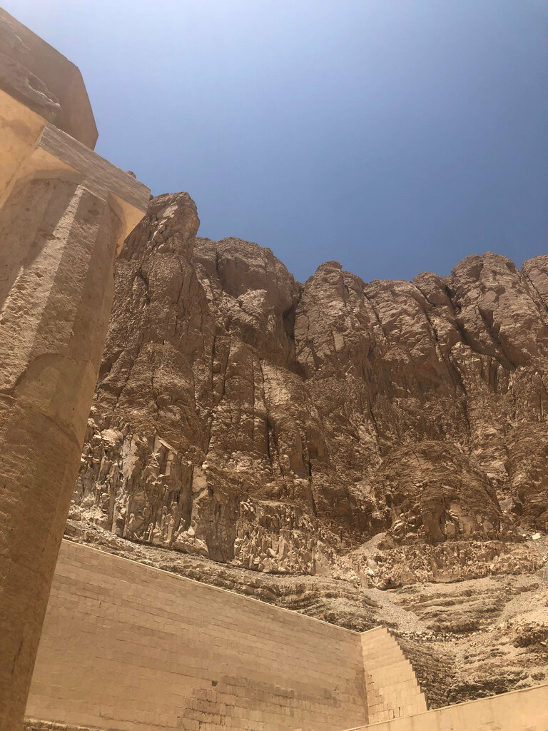 Dağ zirvesi Jabal al Uwaynt 1934 meters, Dünya, foto