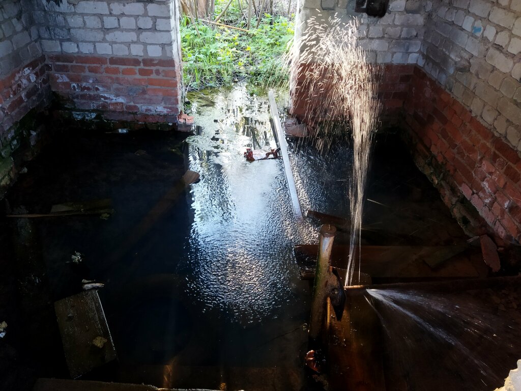 Pınar, çay Spring, stream, Galiç, foto