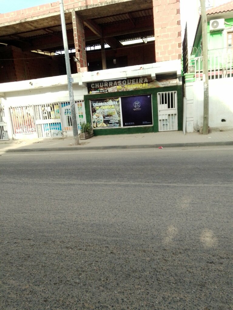 Kafe M-tropical, Loanda, foto