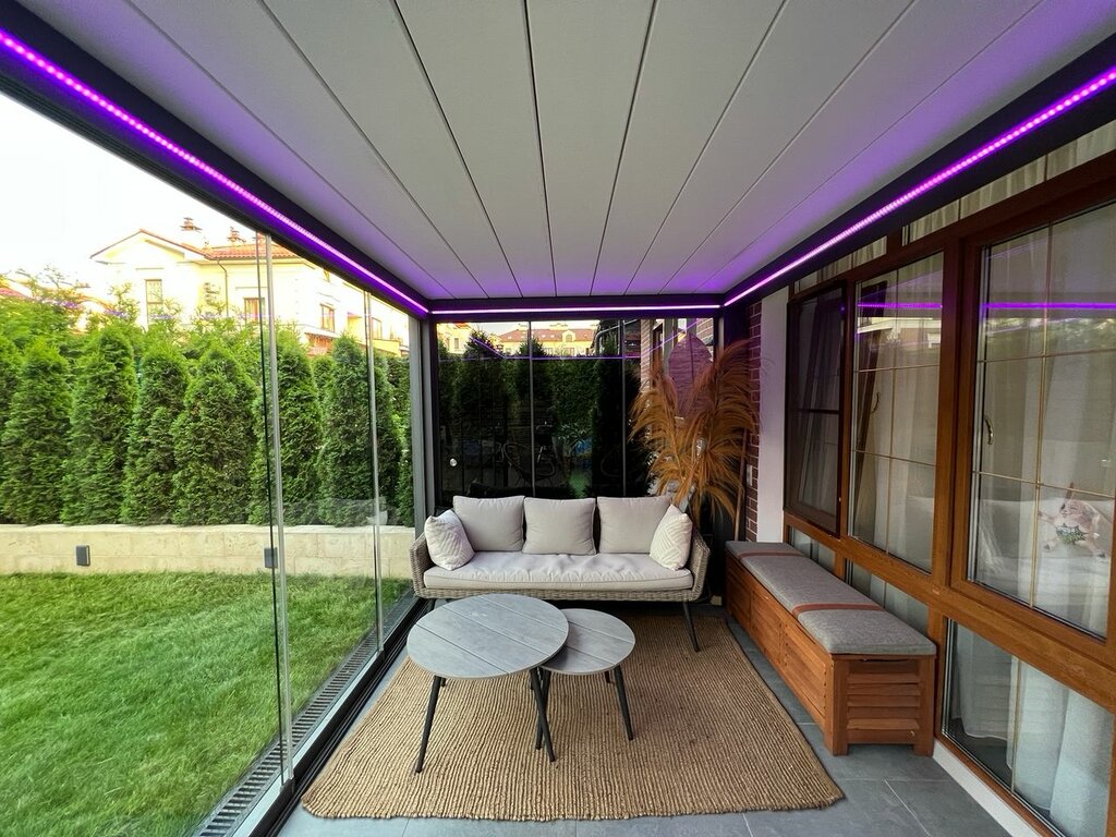 Kış bahçeleri, teraslar, verandalar Pergola Russia, Moskova, foto