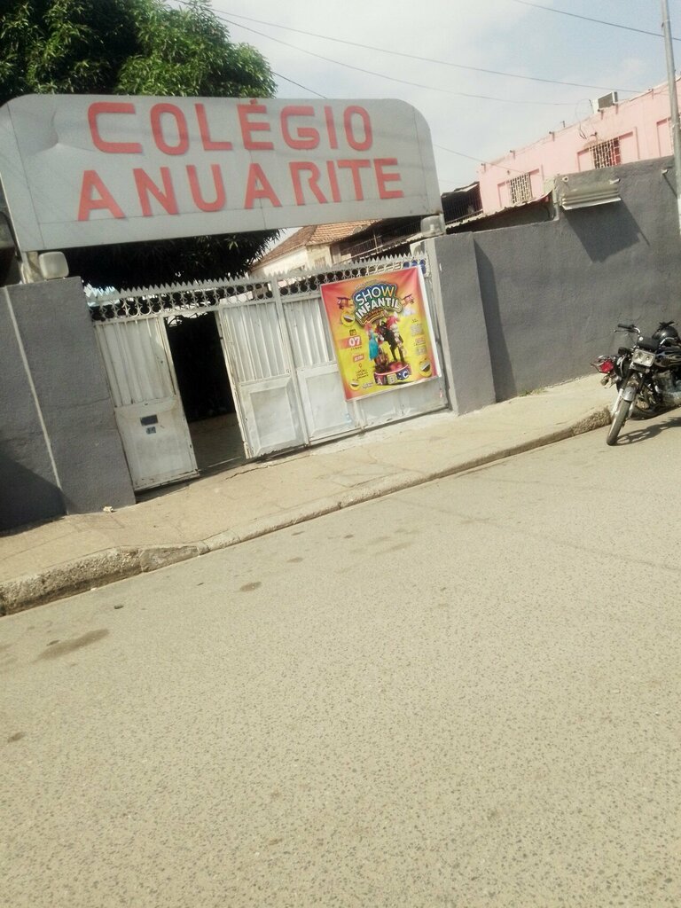 Yüksekokul Anuarite, Loanda, foto