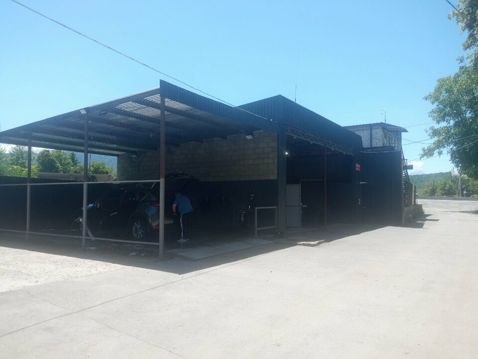 Oto yıkama Мойка, Vladikavkaz, foto