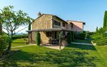 Agriturismo i Colli (Tuscany, province of Florence, Via Sanminiatese), otel  Toskana'dan