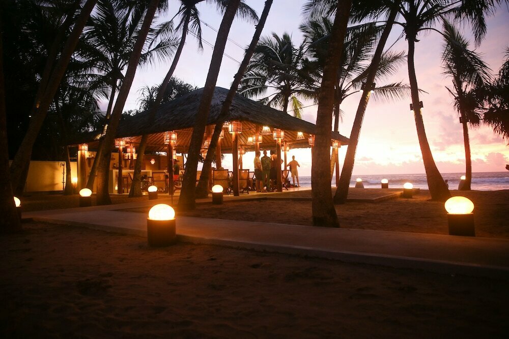 Otel Thejan Beach Cabanas, , foto