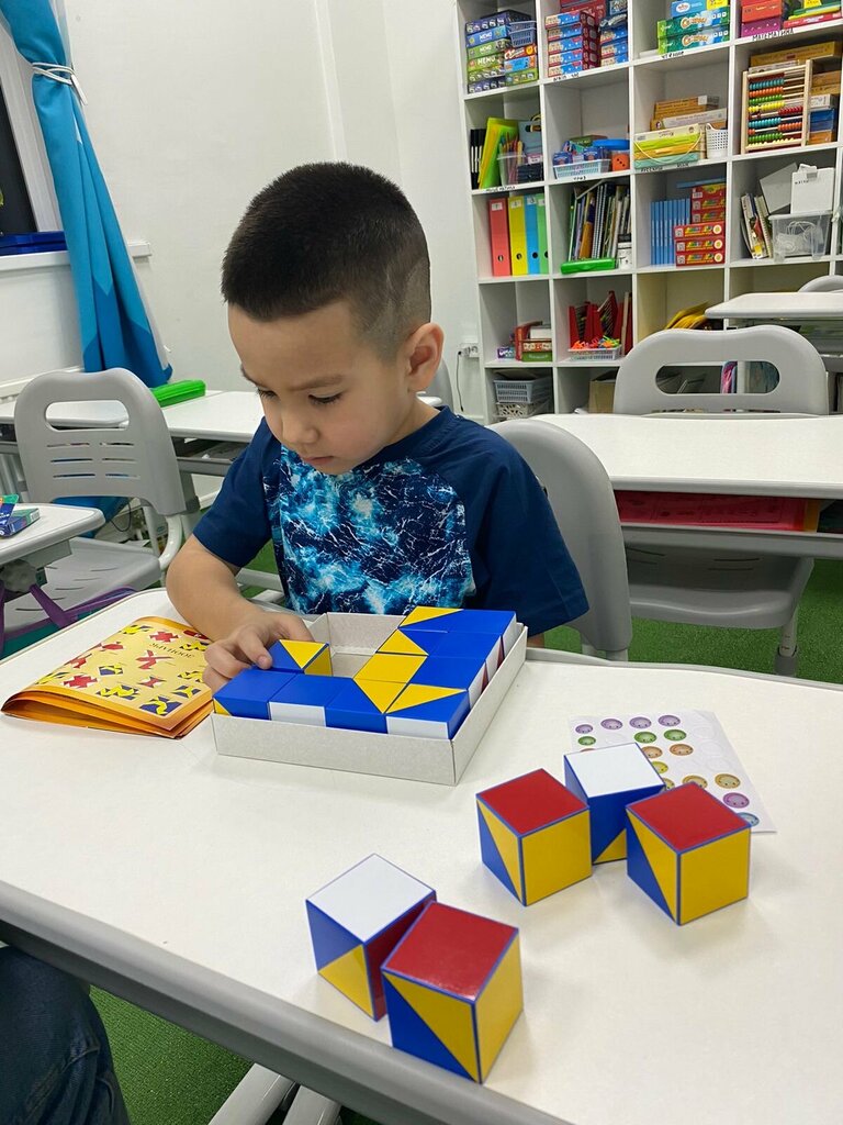 Çocuk ve gençlik merkezleri Intelium, Moskova ve Moskovskaya oblastı, foto