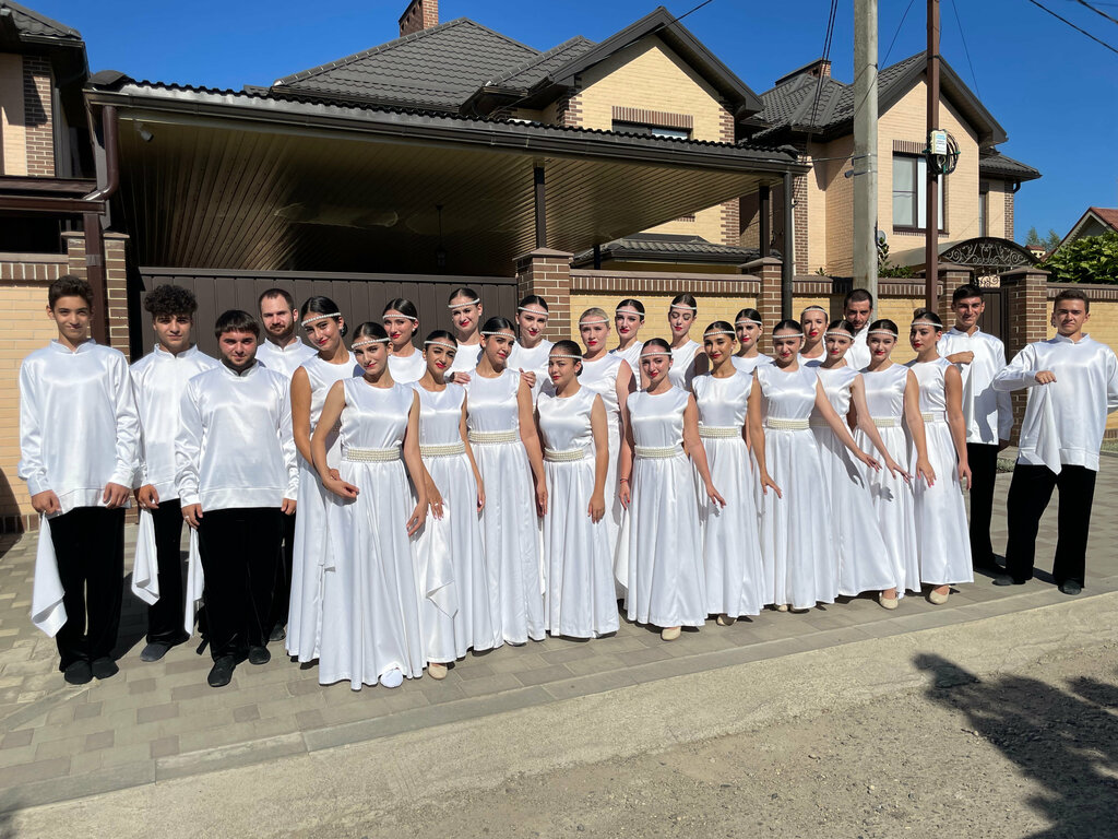 Dans okulları Armenian folk ensemble Parmani, Krasnodar, foto