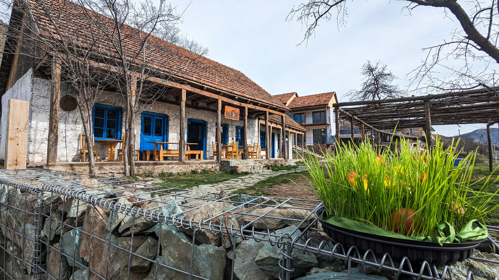 Restoran Hnots gastro-yard by Arevi, Tavuş, foto